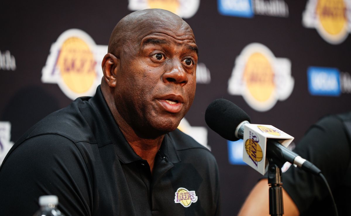 Lakers legend Magic Johnson delivers bold opinion on JJ Redick after ...