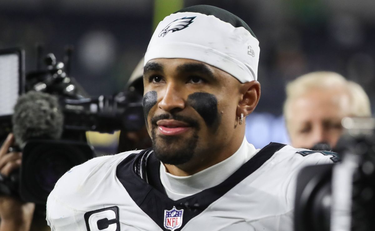 NFL News: Eagles star Jalen Hurts gets positive update on contract extension for key teammate ...