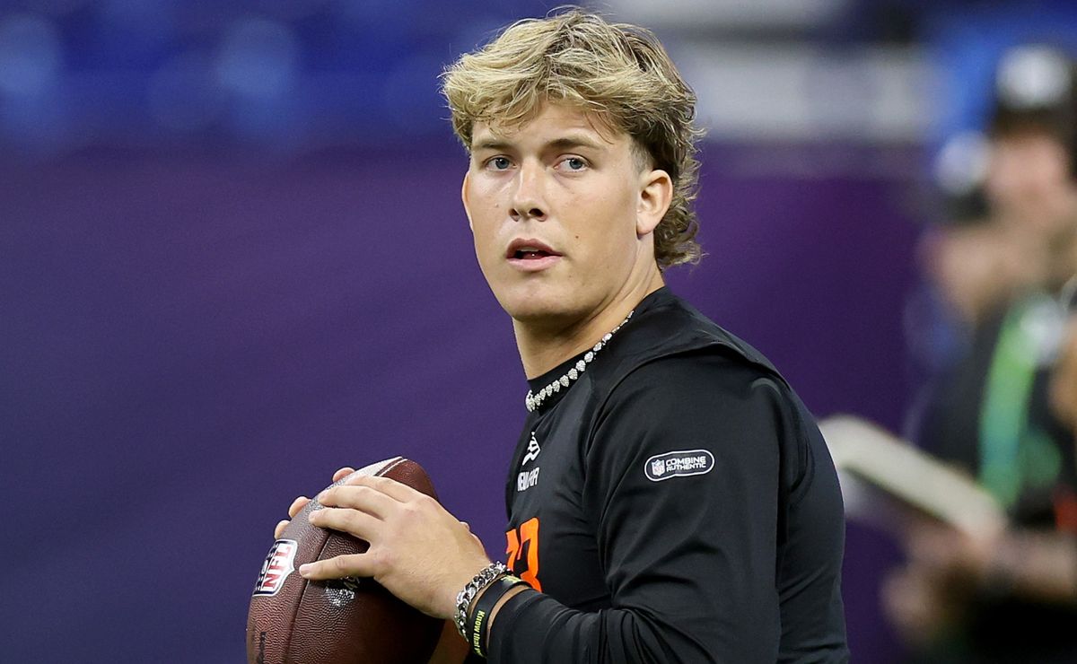 Jaxson Dart's profile: Career highlights, age and more of the Ole Miss ...