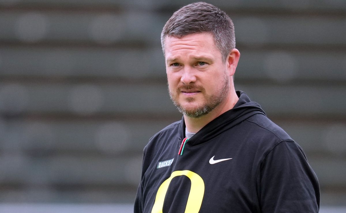 Ducks HC Dan Lanning makes major admission about potential NFL coaching ...