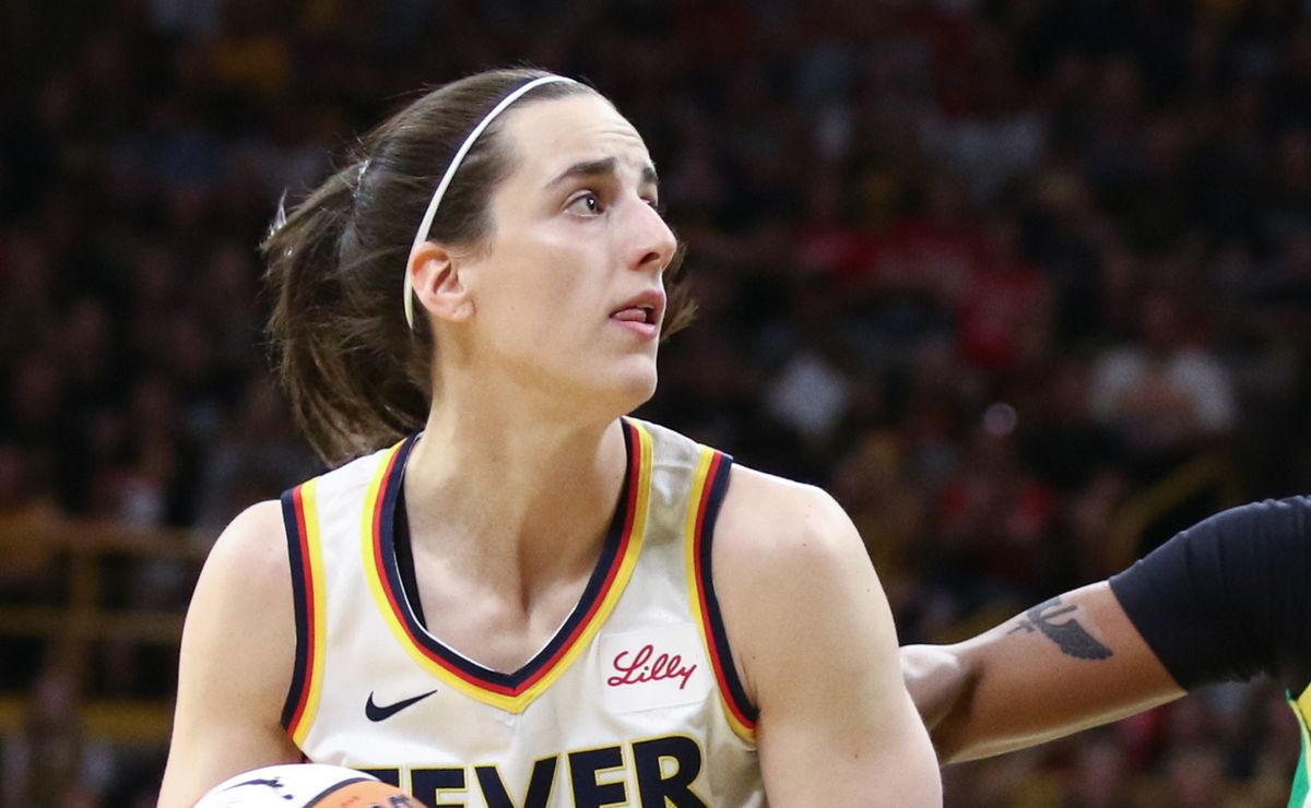 Iowa HC breaks the silence on Caitlin Clark's return to Carver-Hawkeye Arena - Bolavip US