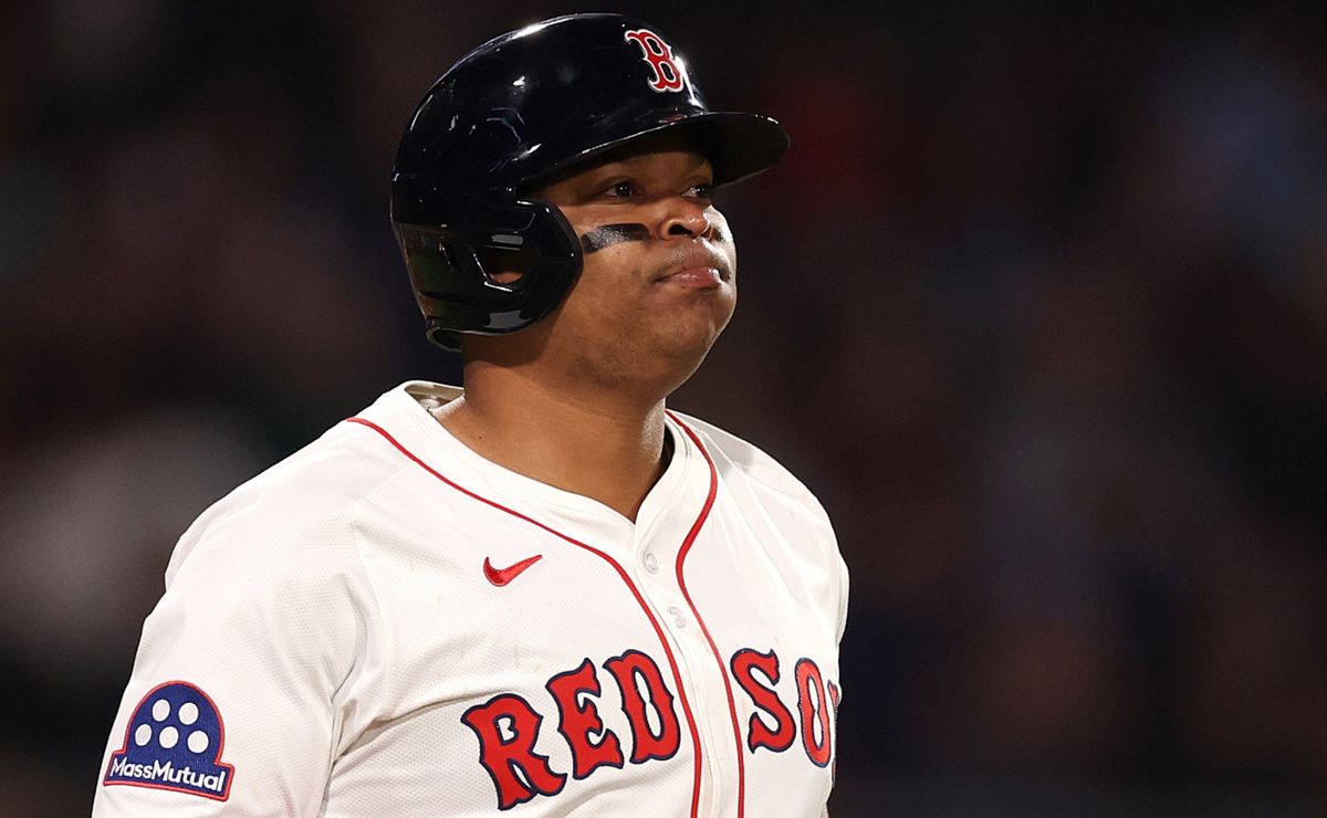 Red Sox's Rafael Devers sends clear message to Boston's front office amid growing frustration ...