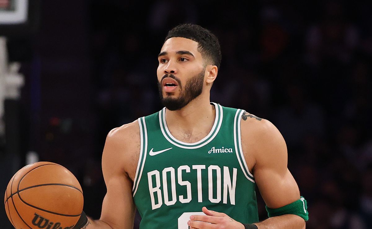 Celtics’ Jayson Tatum opens up about the pressure he’s facing in the ...