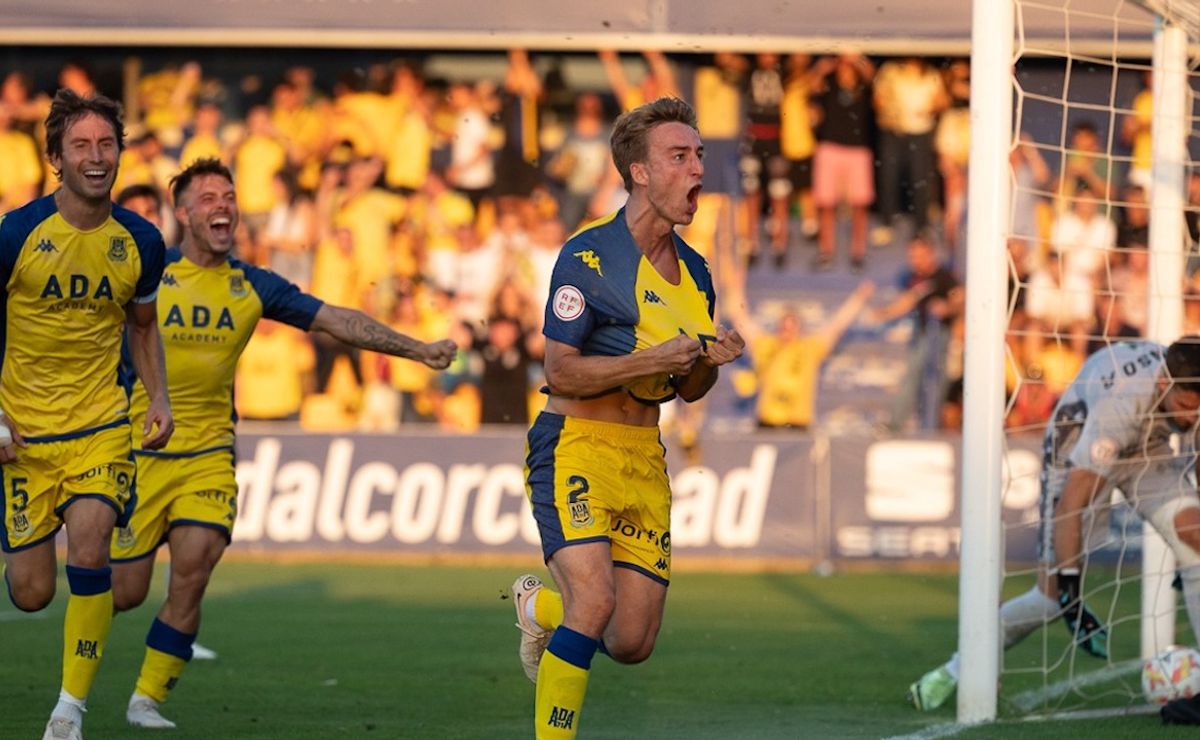 Alcorcón vuelve a segunda división el equipo que quebró al Real Madrid