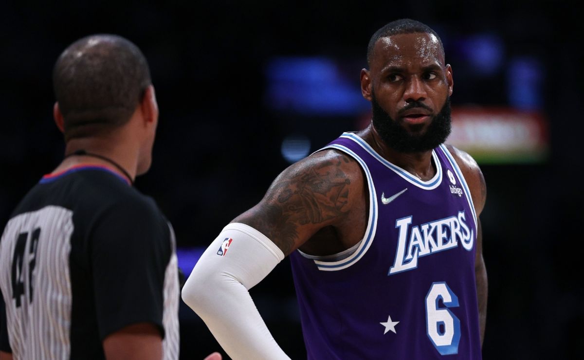 Oficial: La decisión de la NBA con el árbitro que reconoció un robo a ...