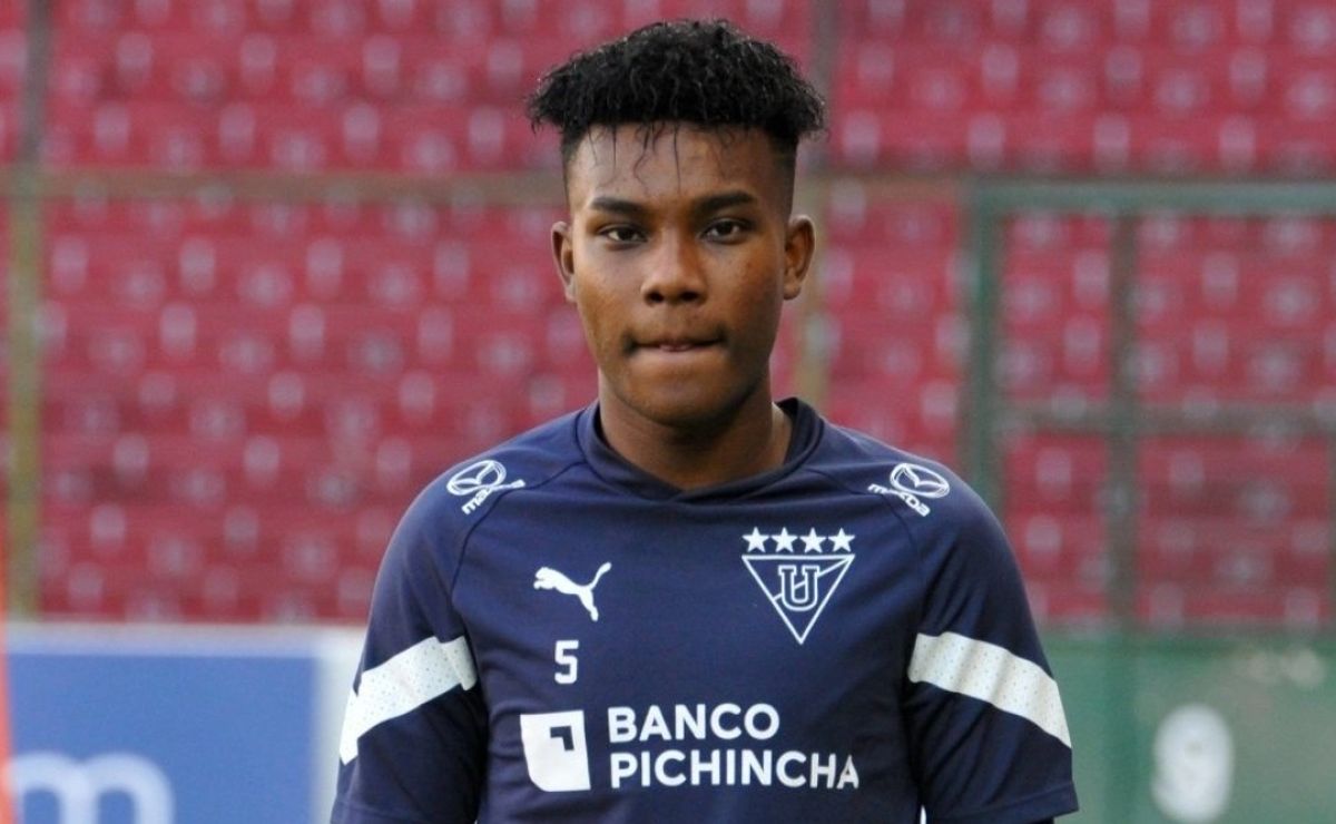 Además del Barca: Dos gigantes de Europa analizan a Óscar Zambrano ...