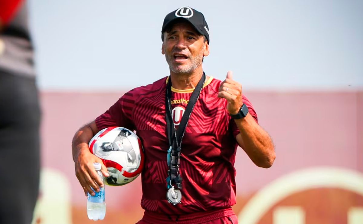 Fabián Bustos reveló el máximo temor que tiene Universitario ante ...