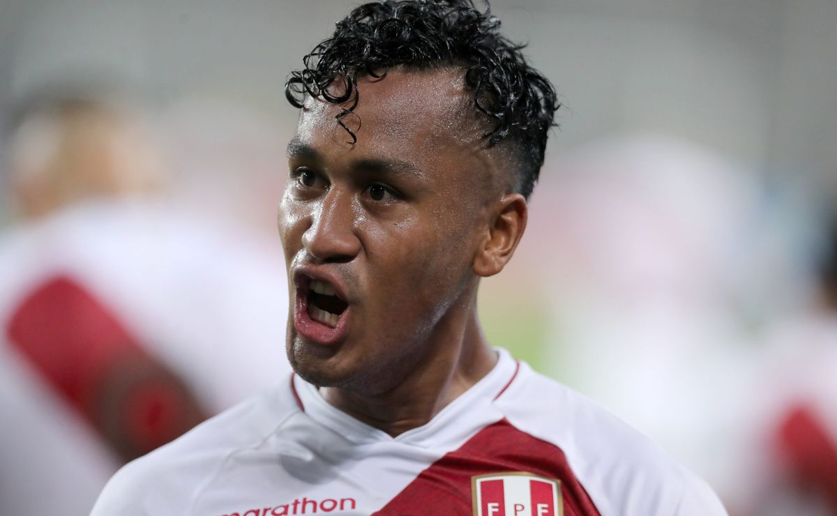 Agustín Lozano rompe silencio sobre polémica de Renato Tapia - Bolavip