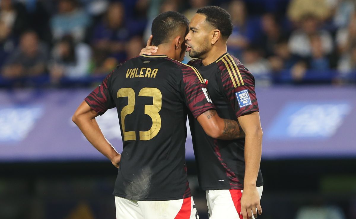 Alexander Callens no podrá jugar al fútbol profesional por unos meses ...