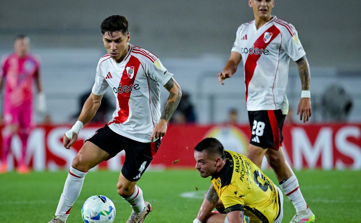 Contreras brilla y Barcelona se lleva el empate contra River en ...