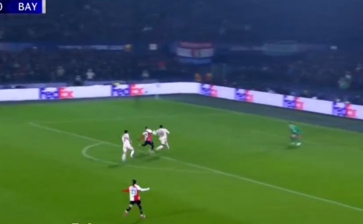 Santiago Giménez abrió el marcador en el Feyenoord vs. Bayern Munich ...