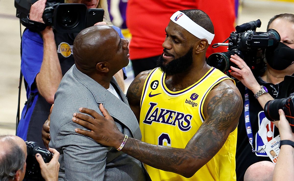 Magic Johnson y la respuesta perfecta a LeBron por meterse con el ...