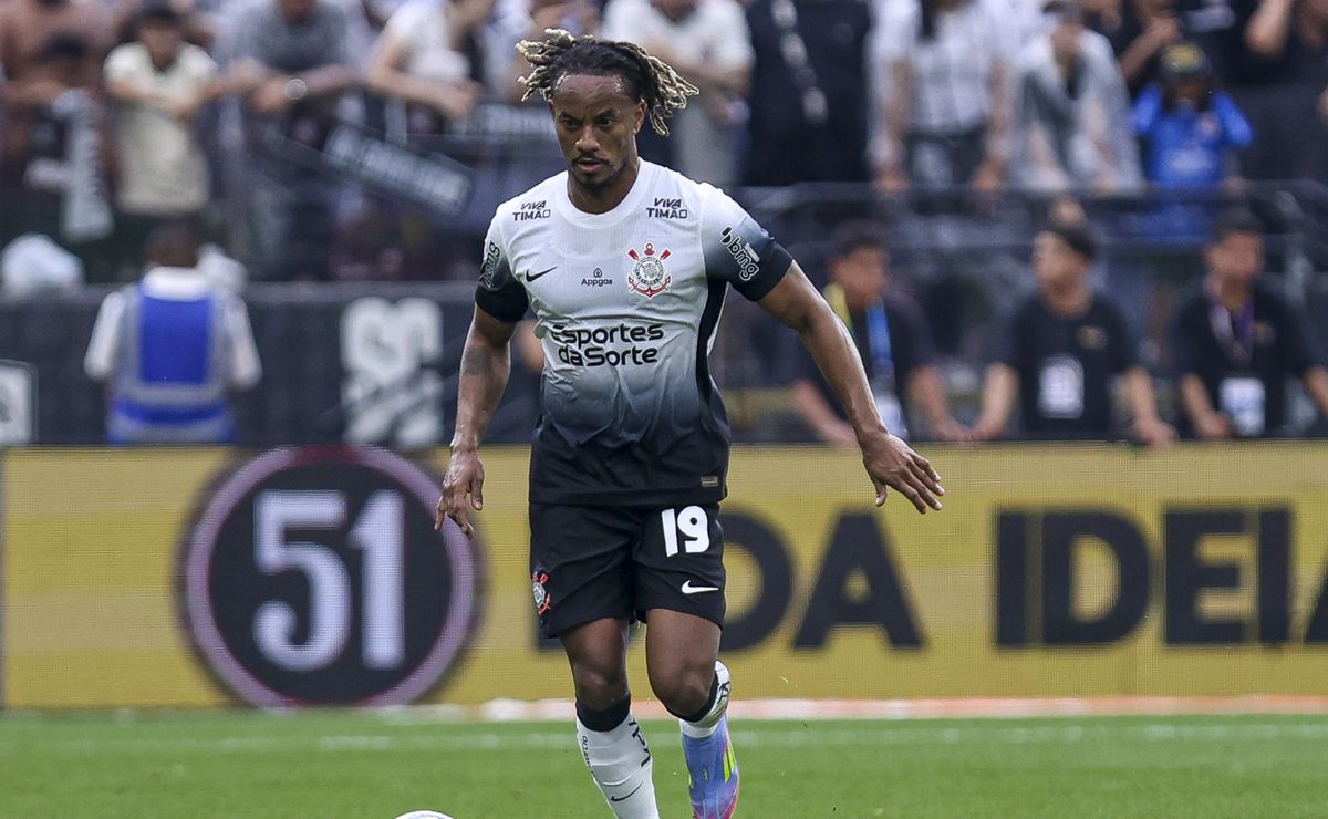 La sorprendente actuación de André Carrillo en Corinthians pese a la ...