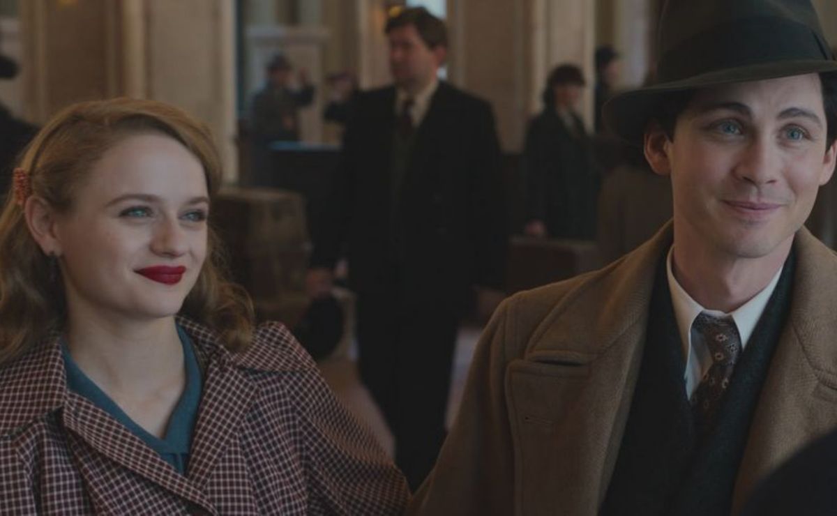 Hulu: Joey King and Logan Lerman’s We Were The Lucky Ones has a ...