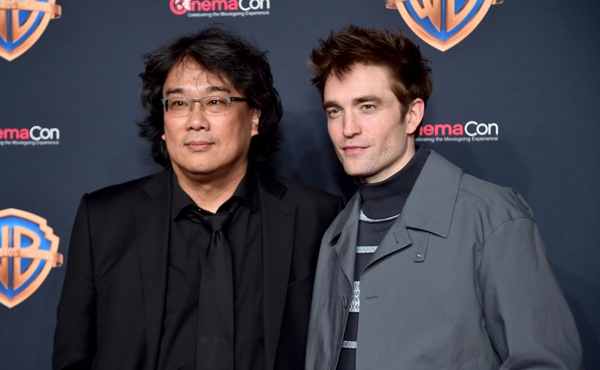 First teaser for Bong Joon-ho’s ‘Mickey17’ with Robert Pattinson ...