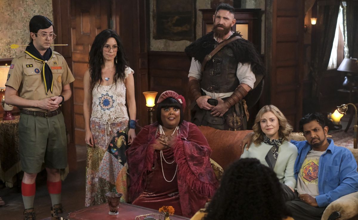 Paramount+: Ghosts became the third most-watched series in the US ...