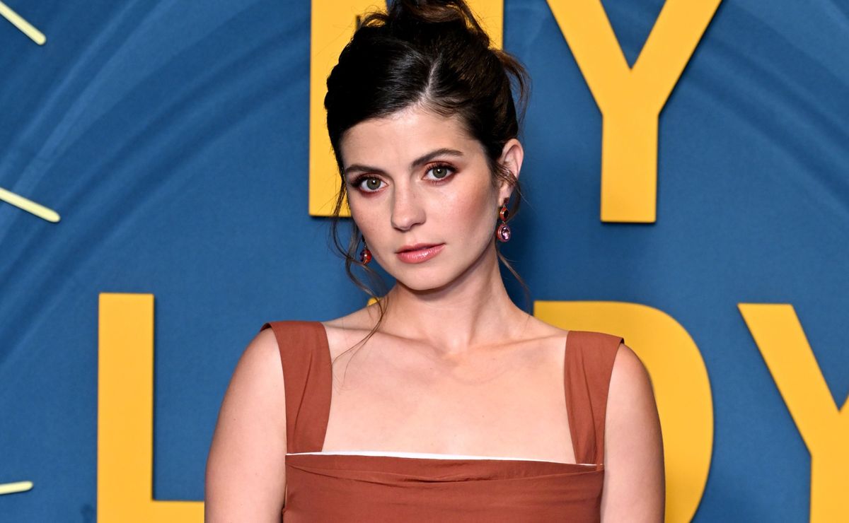 Emily Bader's profile: Filmography and all of the 'My Lady Jane' star ...