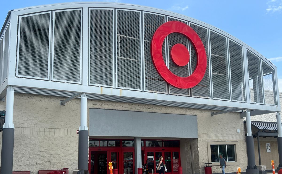 Which stores are open on July 4th? Walmart, Home Depot and more - Spoiler US