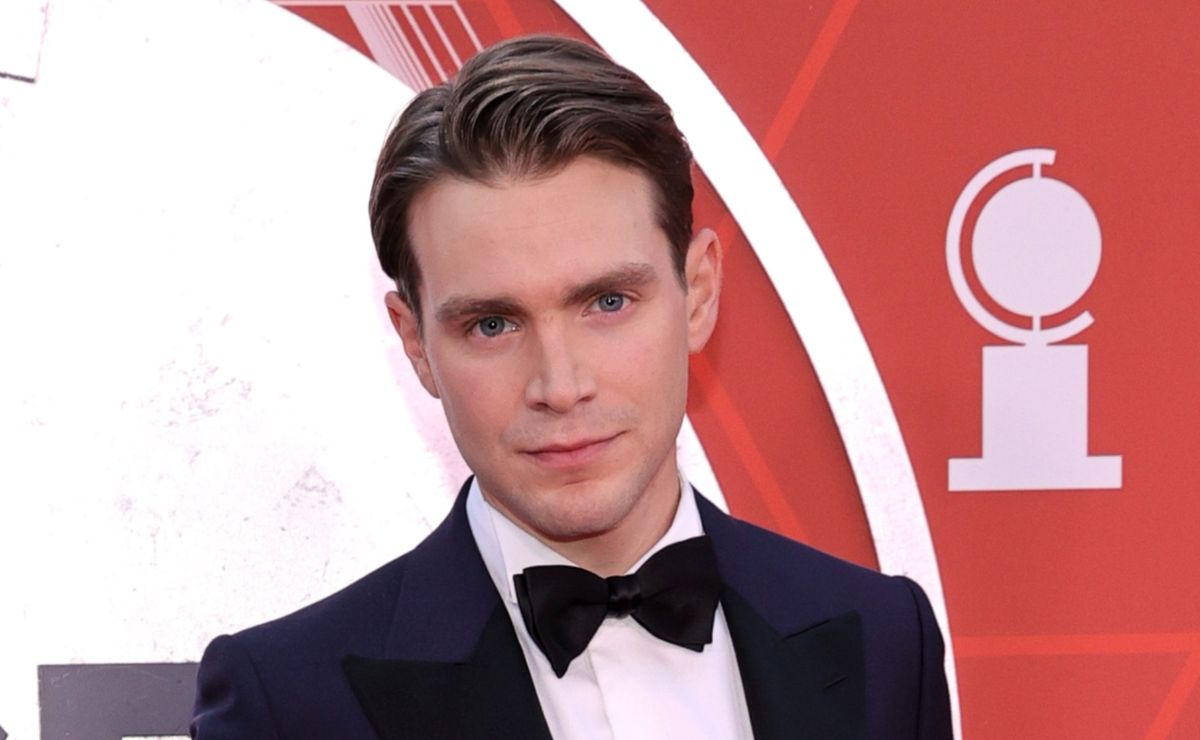 Who is the prince in the 'Snow White' live action? All on Andrew Burnap ...