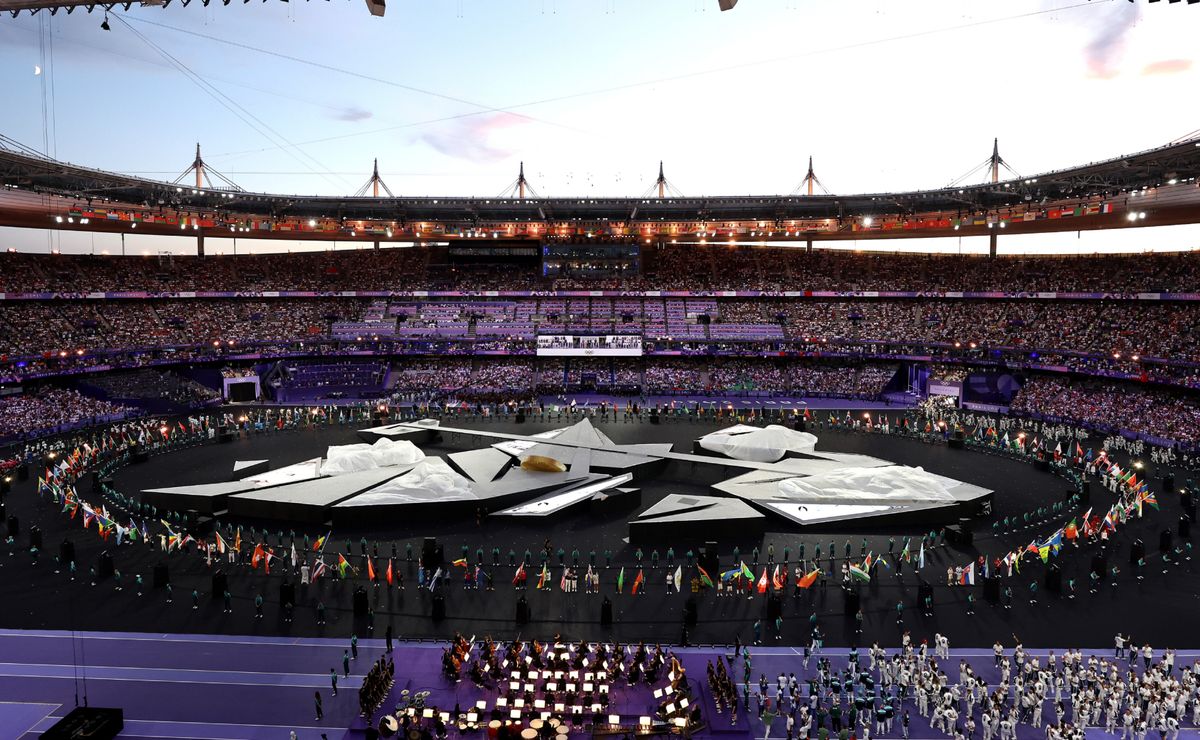 Paris 2024 Olympics Closing Ceremony: Who were the flag bearers of the ...