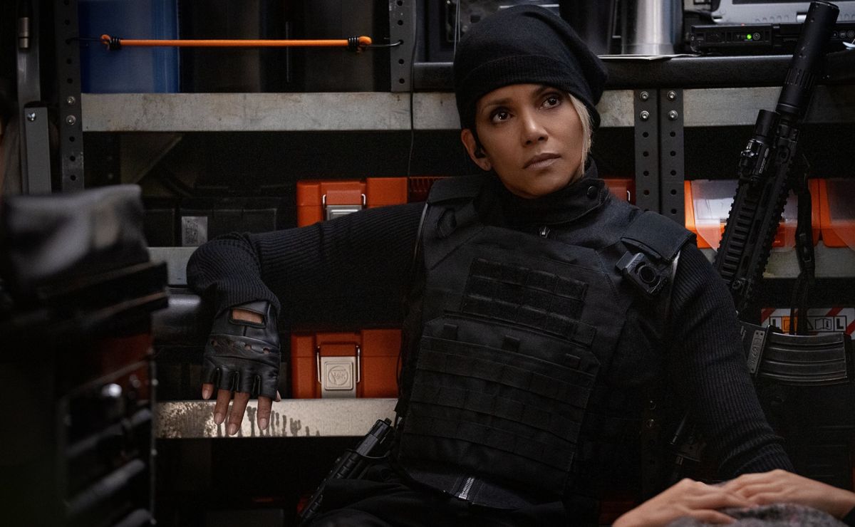 Netflix: Halle Berry and Mark Wahlberg's The Union hits Top 1 worldwide ...