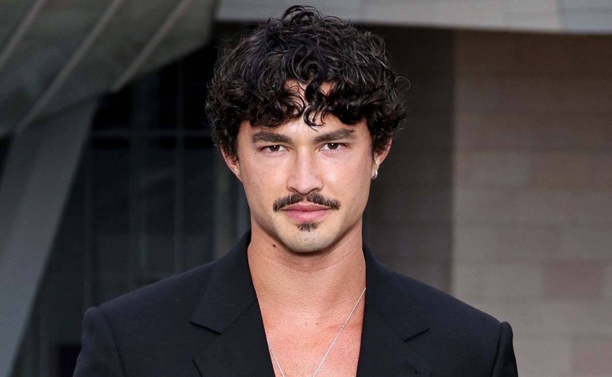 Is Gavin Leatherwood single? 'It's What's Inside' actor's love life ...