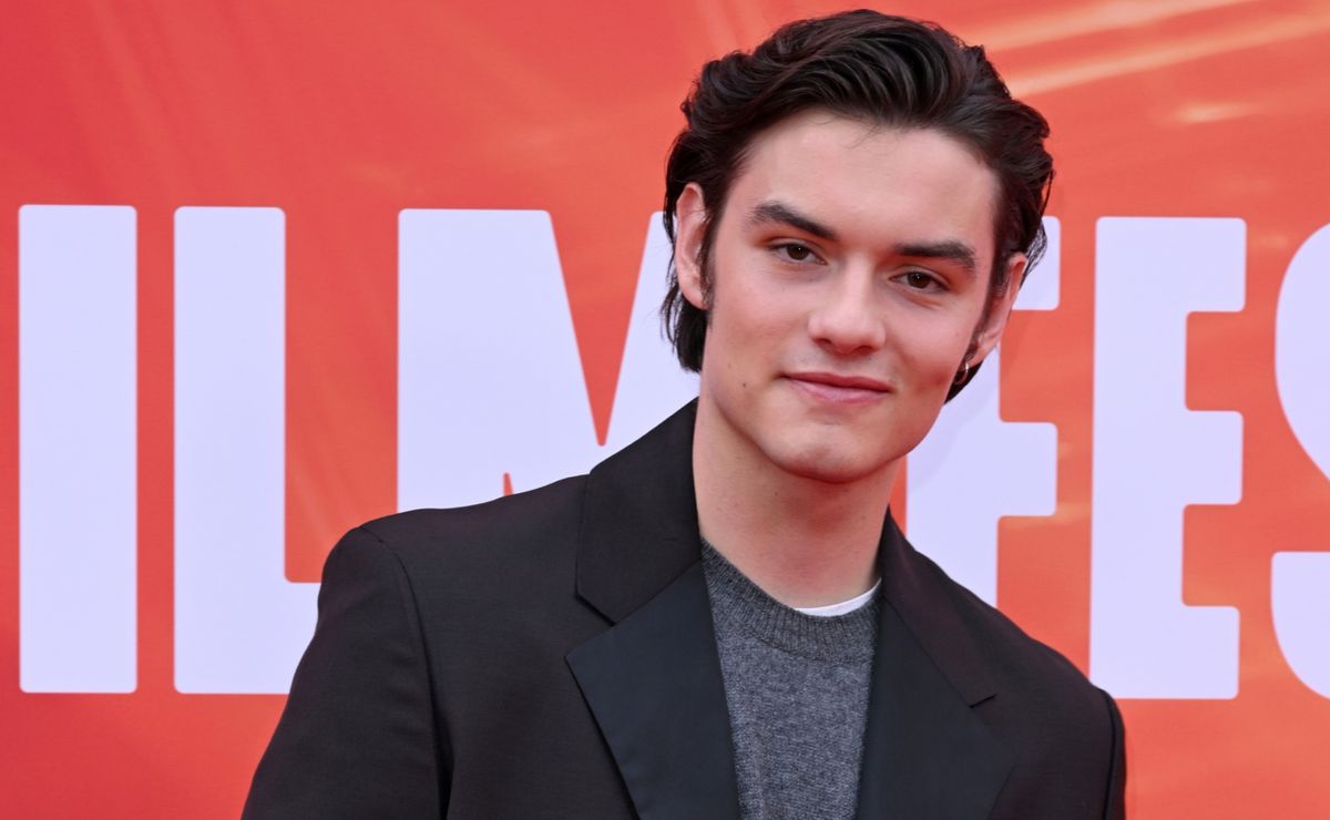 Louis Partridge's new movies and series: What are his upcoming titles ...