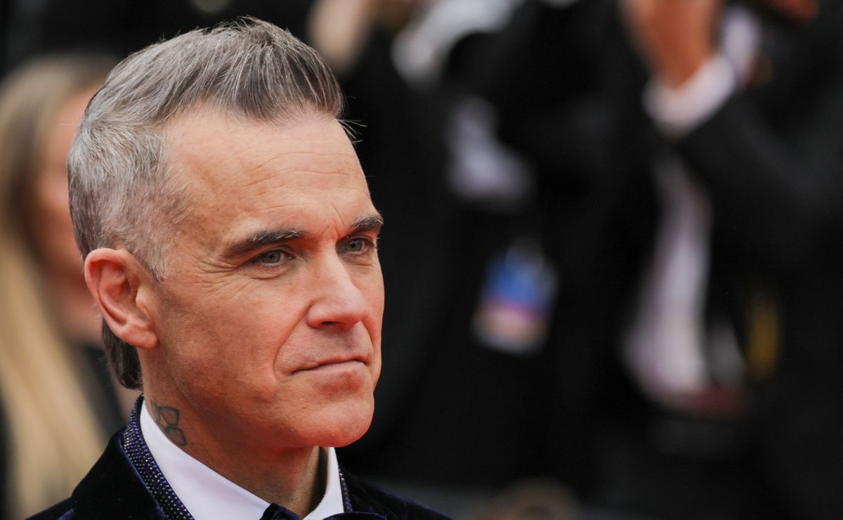 Robbie Williams cree en extraterrestres y ovnis gracias a su madre ...