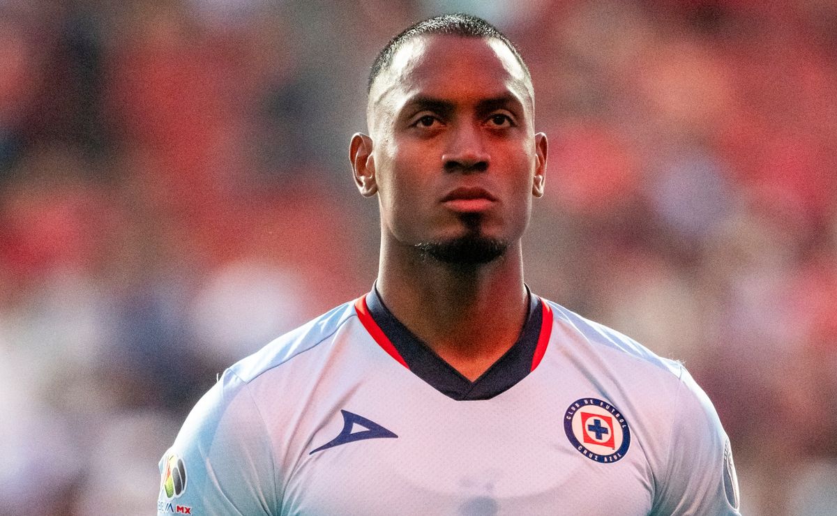 ¡UNA MURALLA! El espectacular partido de Willer Ditta en la victoria de ...