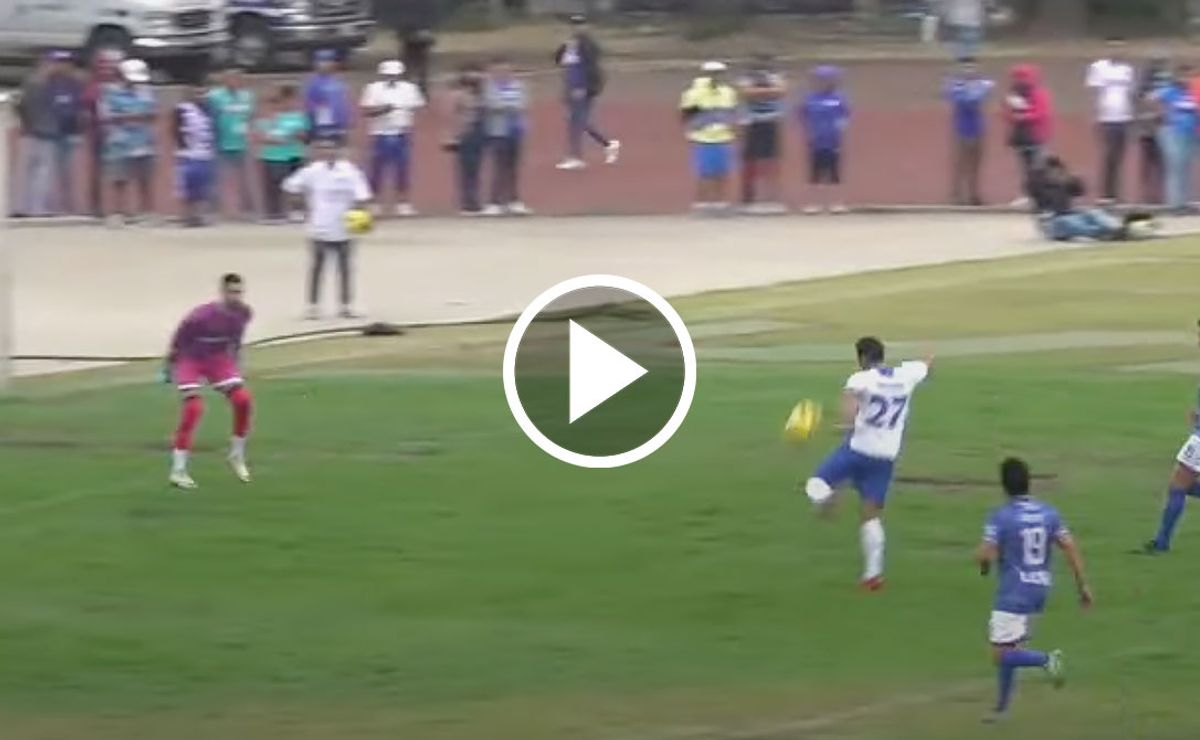 Golazo del Chuletita Orozco en el partido de homenaje del Chelito Delgado