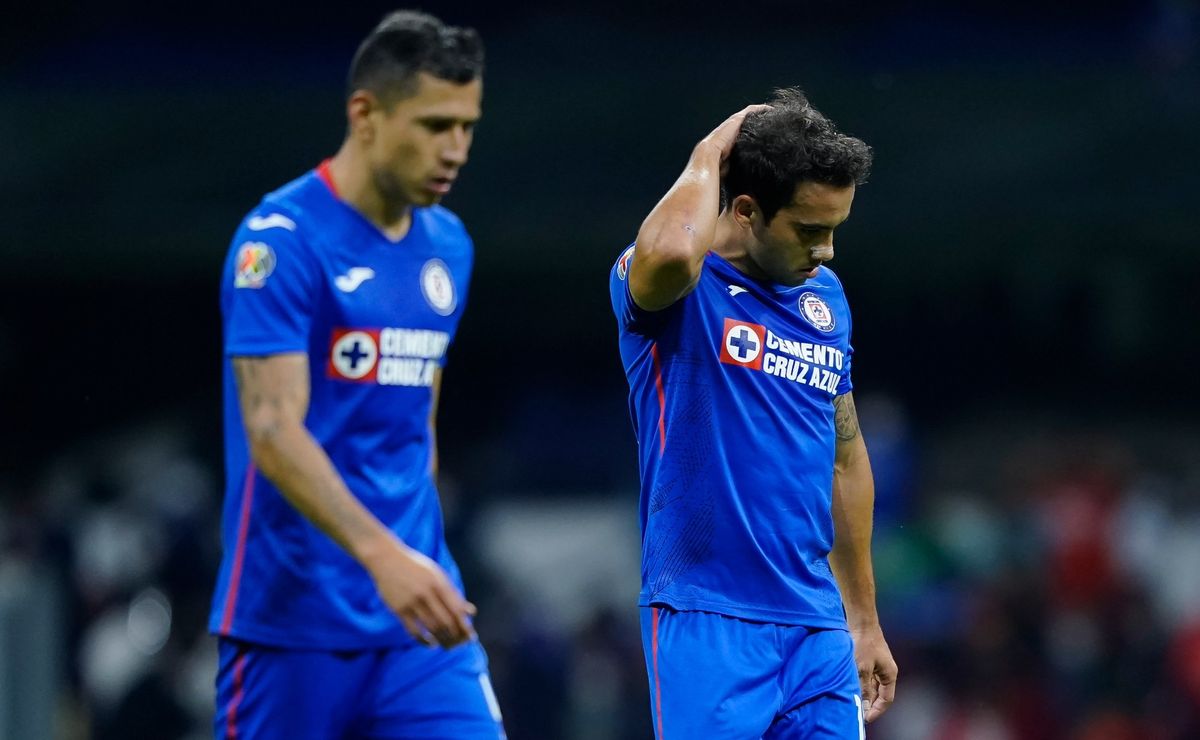 Dos campeones de la Novena con Cruz Azul quedaron libres y buscan equipo