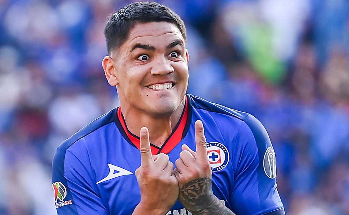 Anselmi confirma al Toro Fernández como refuerzo: Cruz Azul sí lo registrará para el Apertura ...