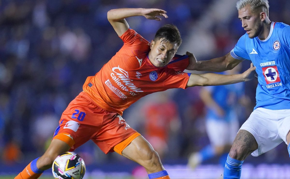 Lo que debería pagar Cruz Azul por Ramiro Árciga - Vamos Azul