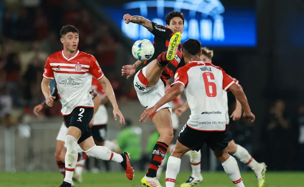 Estudiantes reaccionó a tiempo ante Flamengo y definirá en La Plata la ...