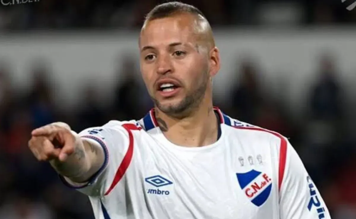 Nico López comunica Fluminense e decide ficar no Nacional-URU