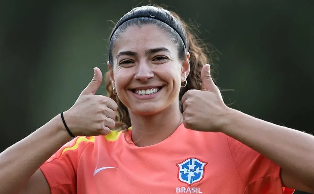 Quem é Angelina Alonso, a brasileira nascida nos EUA que brilha na Seleção