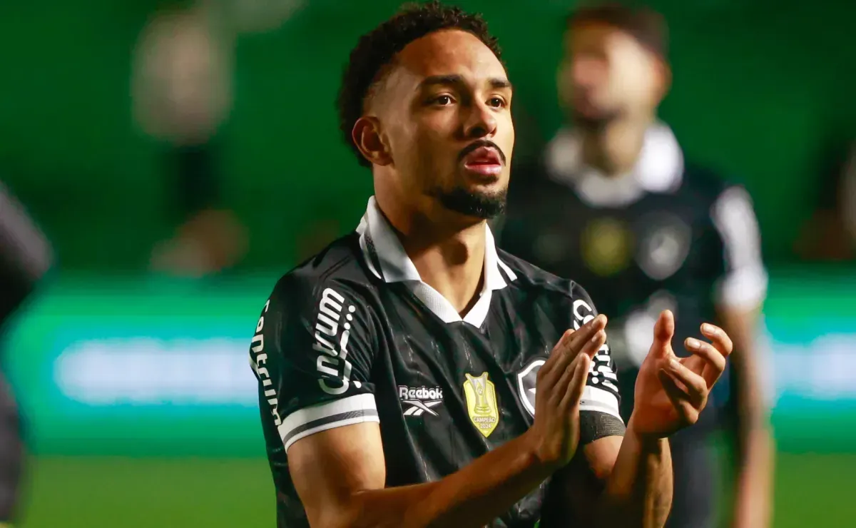 Vitinho, do Botafogo, perde a titularidade na Seleção Brasileira