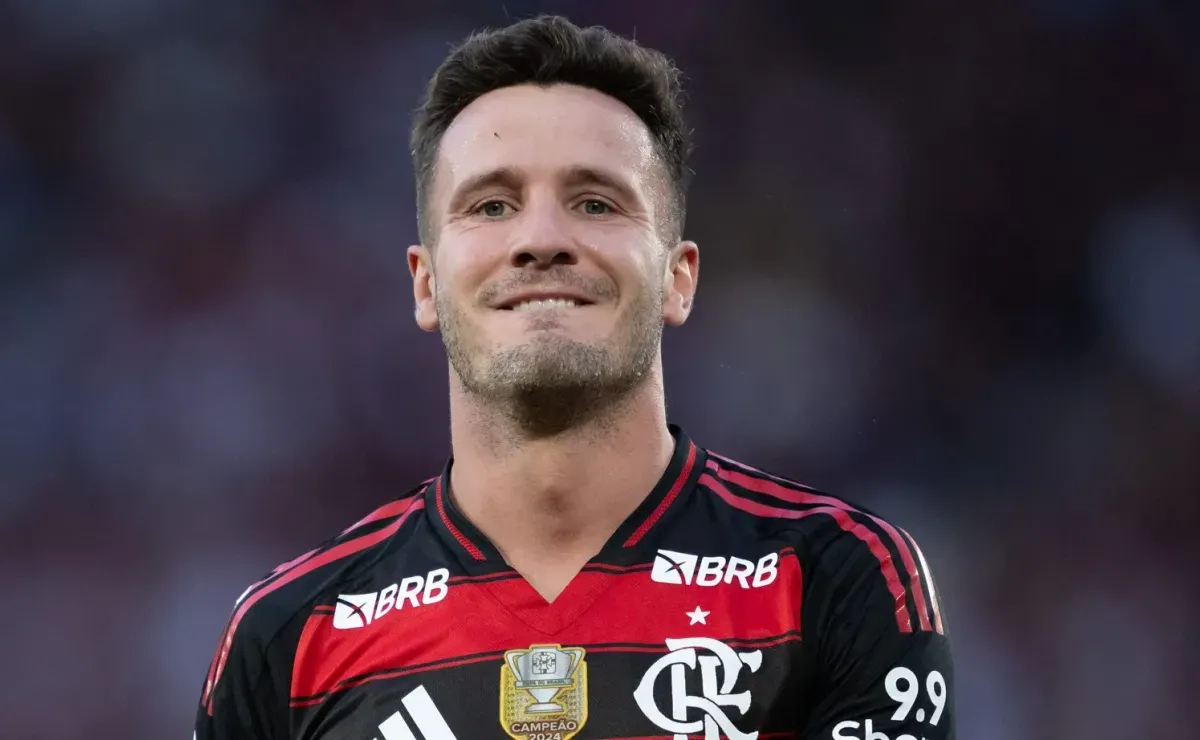 Saúl se rende a Arrascaeta e exalta qualidade do craque do Flamengo