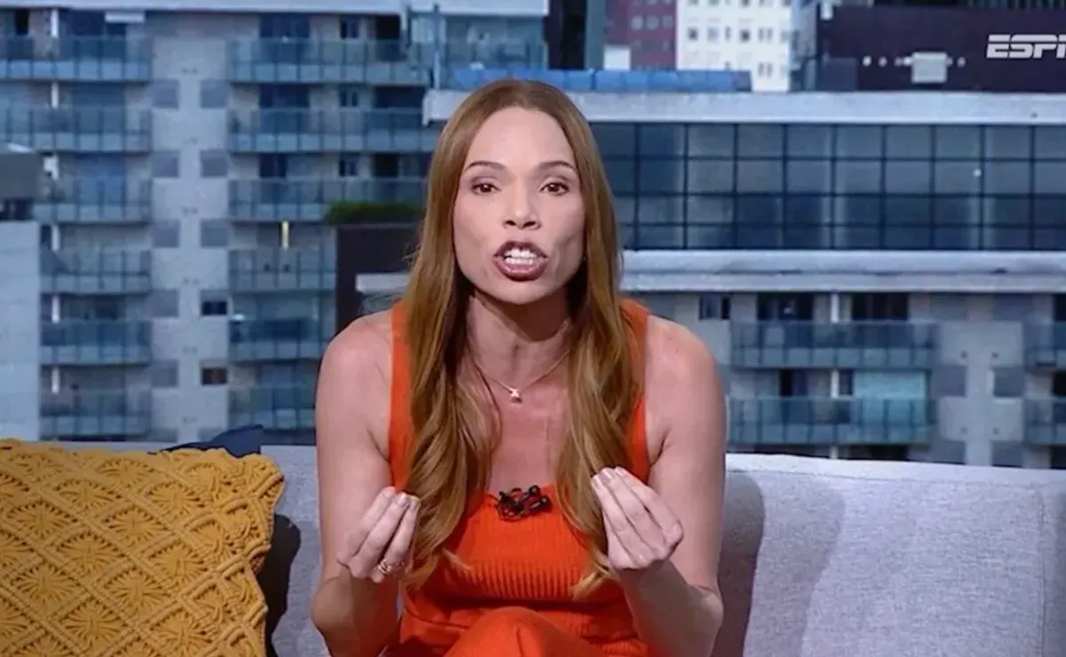 Renata Ruel critica arbitragem e cita expulsão ignorada em Flamengo x Bragantino