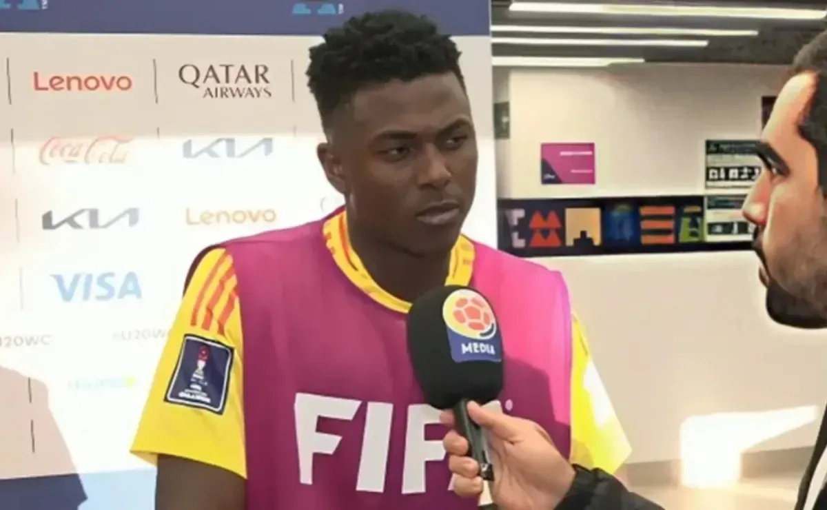 Néiser Villarreal chega a BH e promete foco imediato no Cruzeiro