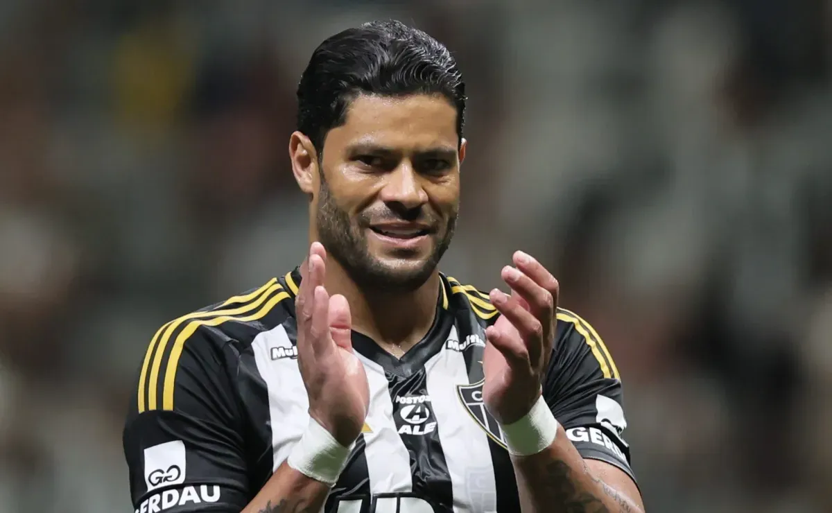 Novo cenário sobre negociação de Hulk explode nos bastidores do Botafogo