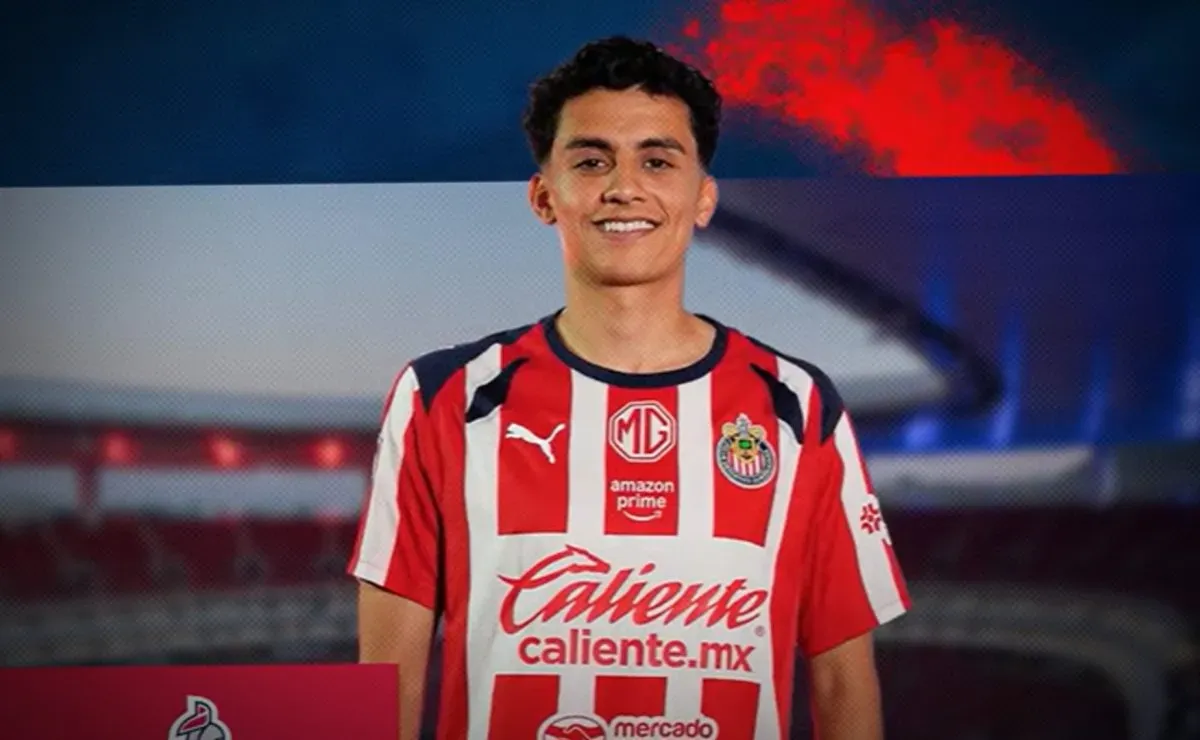 Oficial: Chivas anunció la contratación de Richard Ledezma como ...