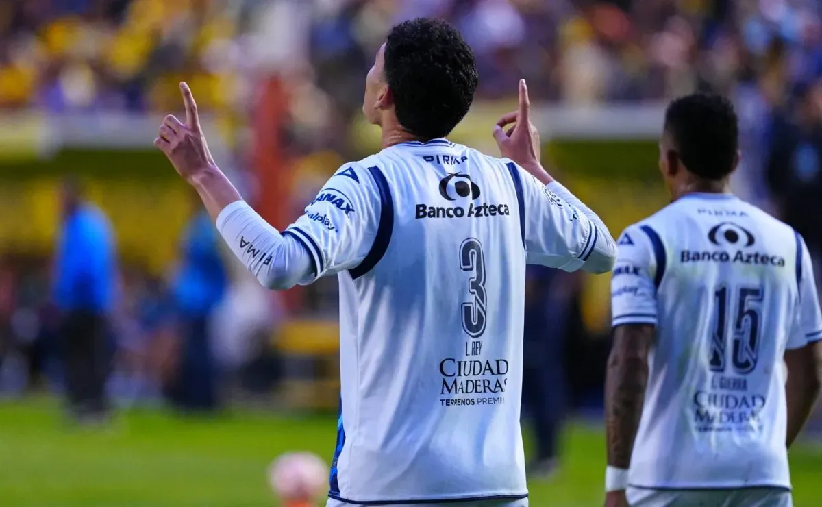 Luis Rey, ex Chivas, se luce con golazo para Puebla ante América