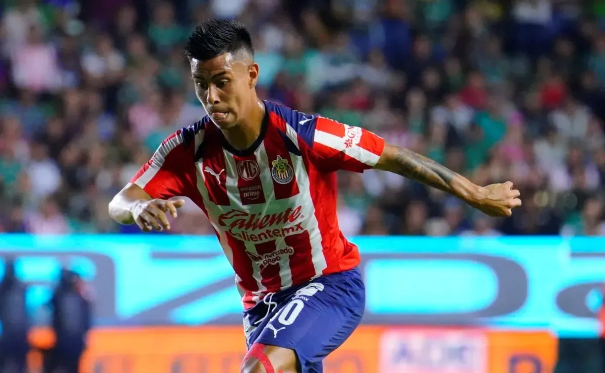 Así fue el ilusionante debut de Efraín Álvarez con las Chivas