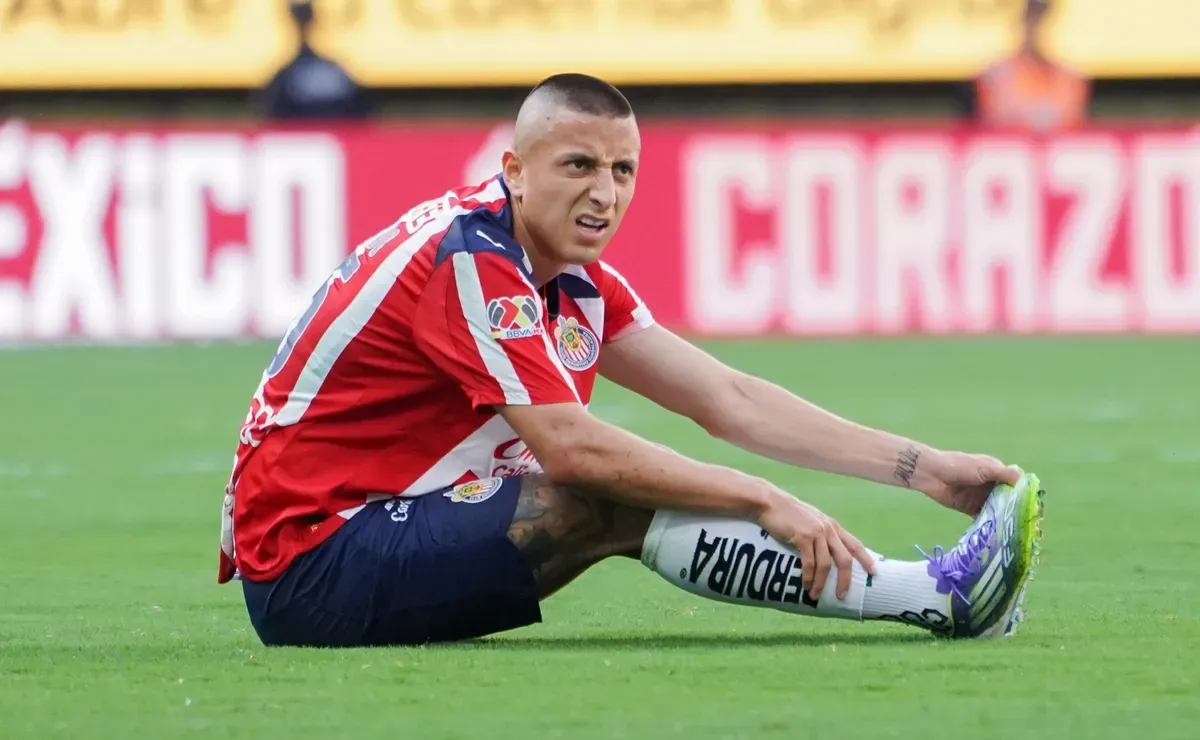 Efraín Álvarez ya es el jugador más cotizado en Chivas según Transfermarkt