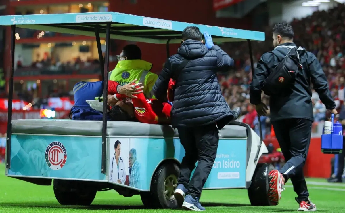 ¿Qué está pasando con Alexis Vega? El ex de Chivas sigue lesionado