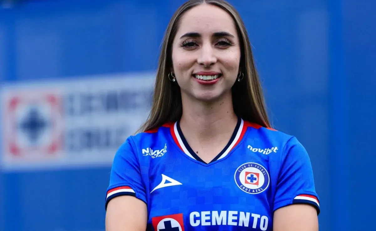 Con unas emotivas palabras Araceli Torres se despidió de Chivas