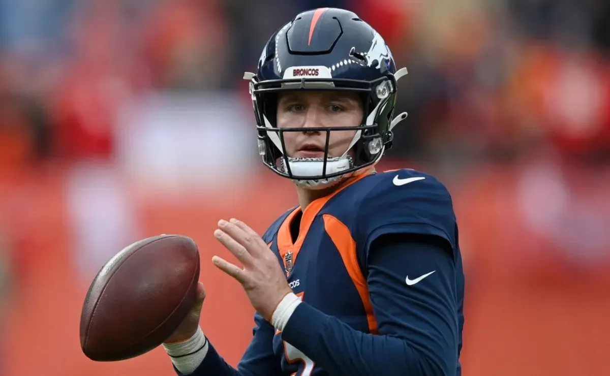 NFL Rumors: Drew Lock runs from behind in race for Seahawks quarterback ...