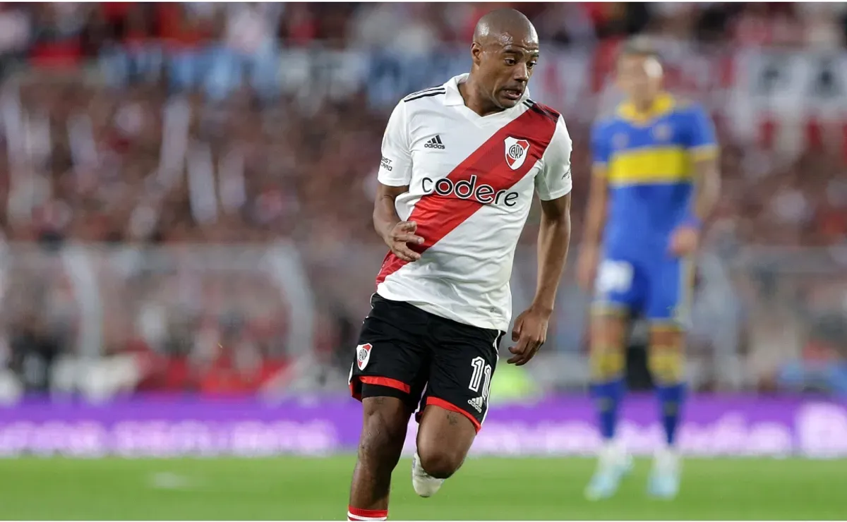 Watch Talleres vs River Plate online in the US today: TV Channel and ...