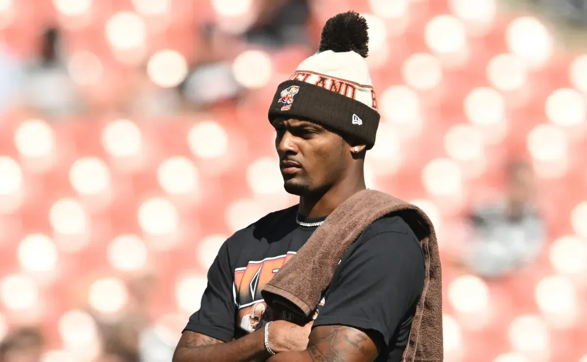 NFL: The 35 different quarterbacks who started for the Browns since ...